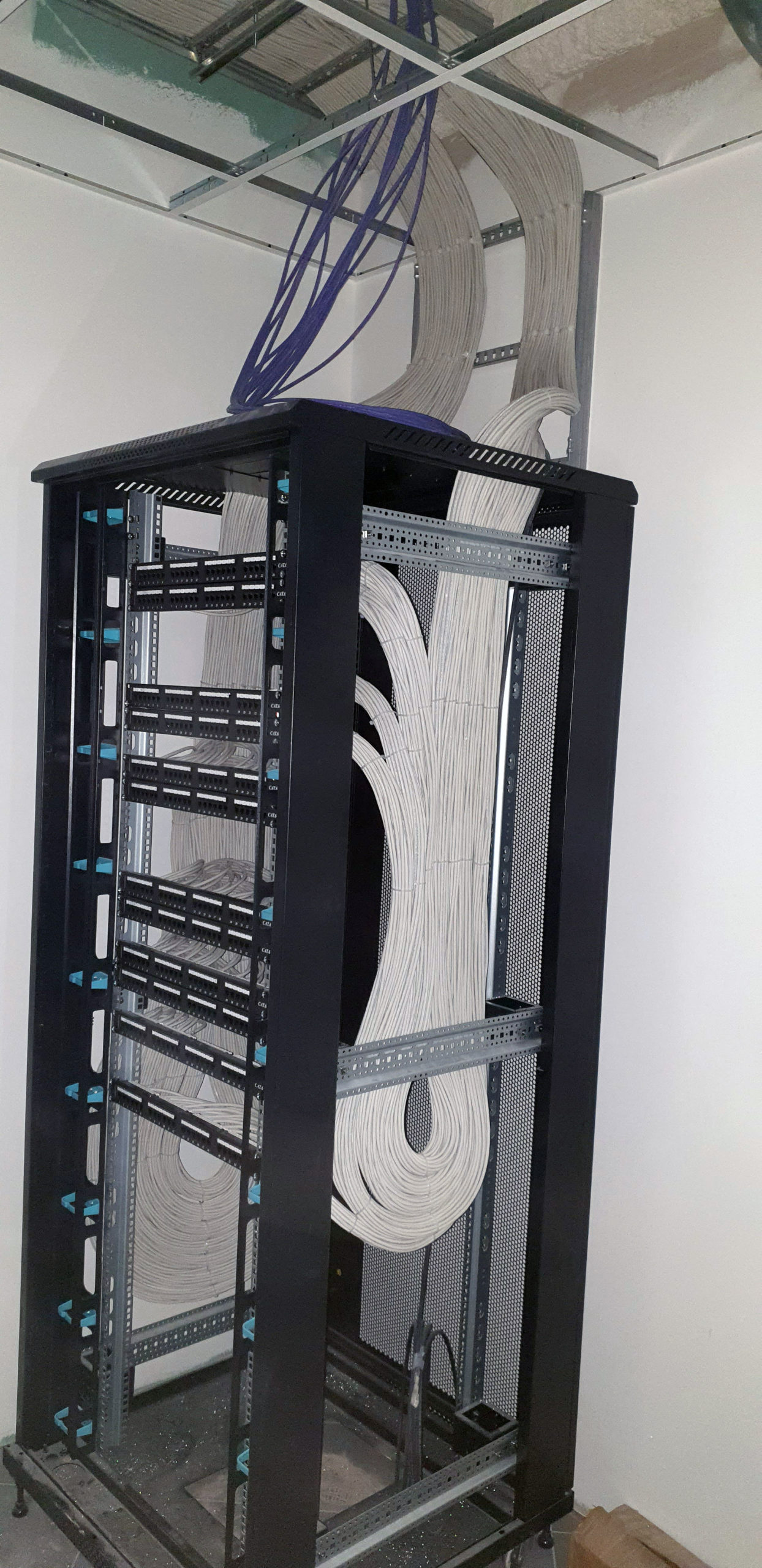 Cabling system for RTU Faculty of Civil Engineering - Premium-Line